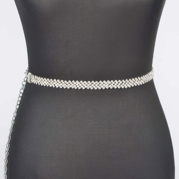 BB Boutique | Accessories | Rhinestone Plus Size Chain Belt | Poshmark